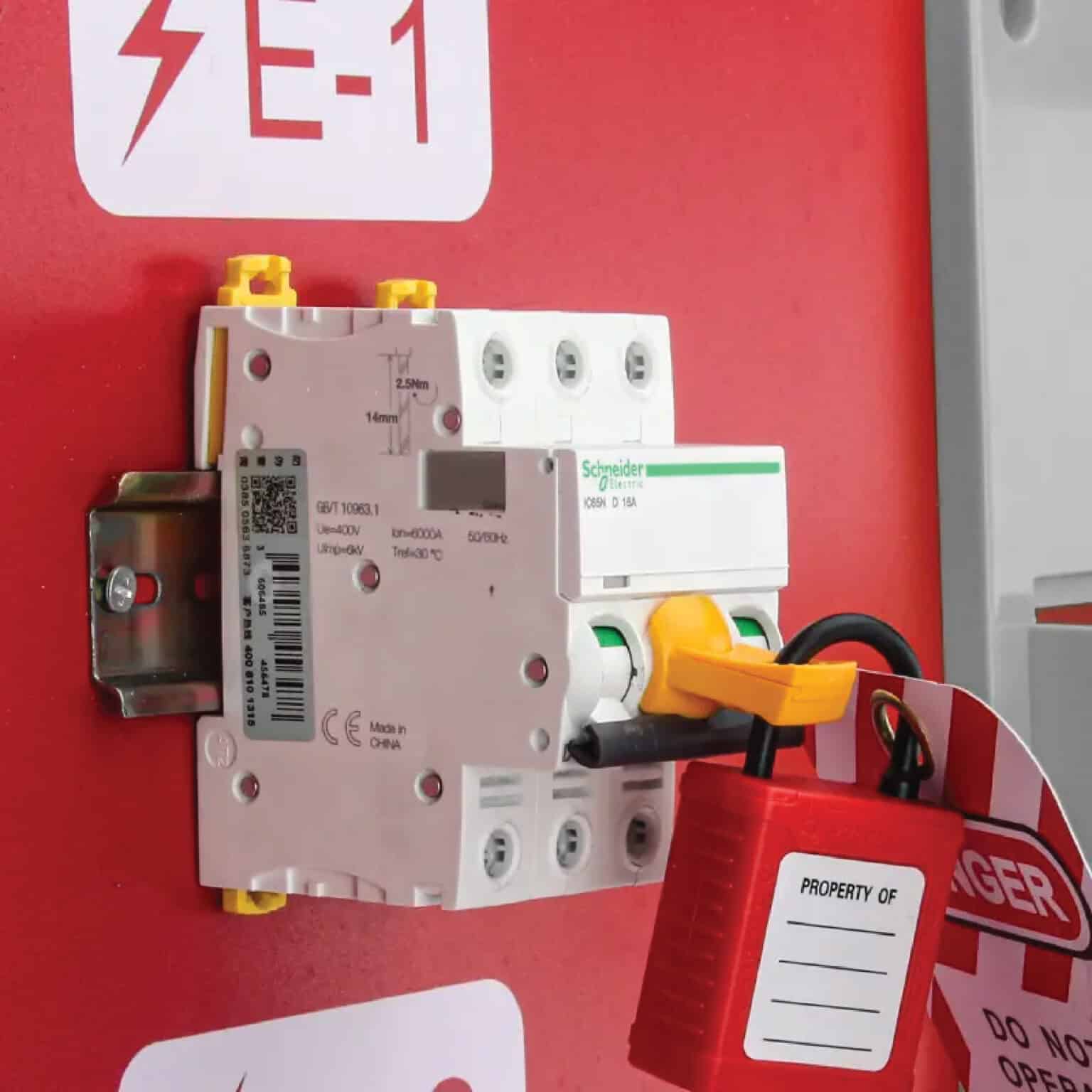 SAFETYWARE Circuit Breaker Lockout: Ensuring Electrical Safety ...